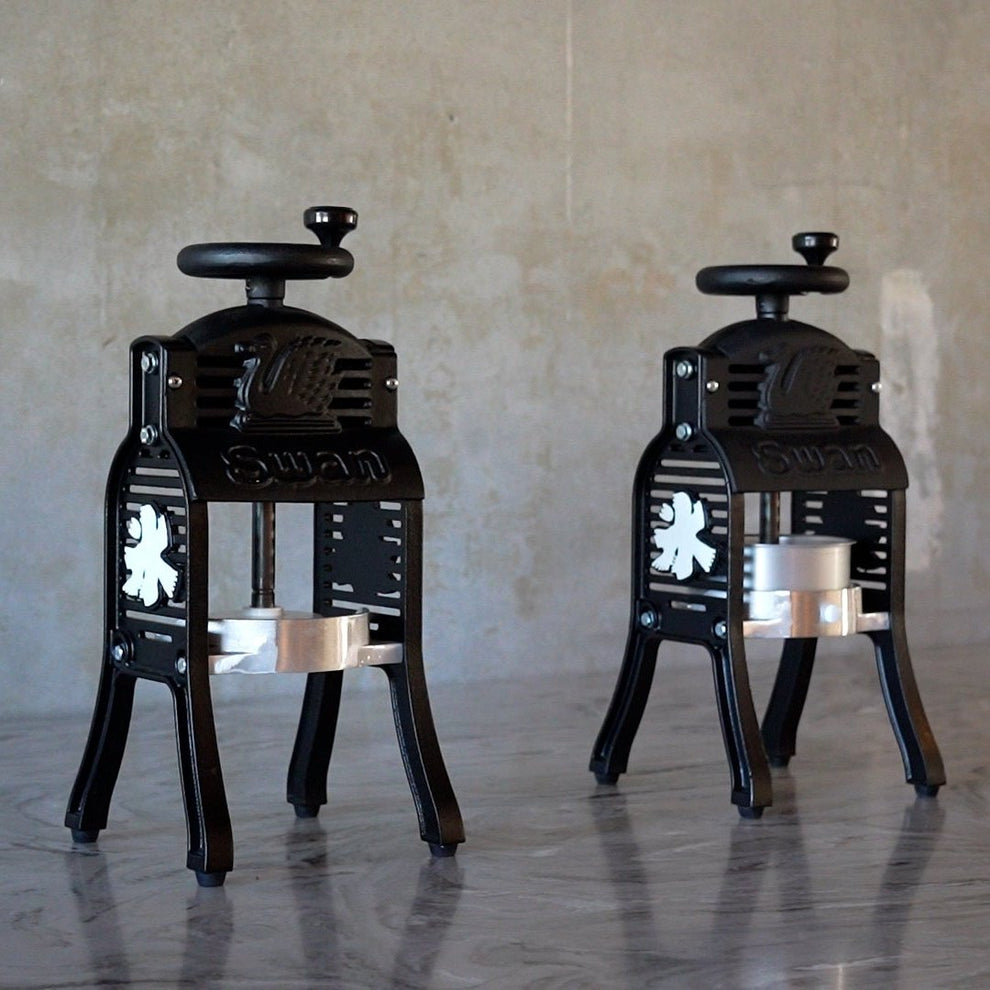 Black SWAN (E) Black SWAN W(E) Japanese Snow Cone Machine ice holder ...